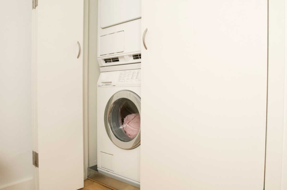 Why Does Hard Water Damage Washing Machines? - Miracle | EcoWater Systems
